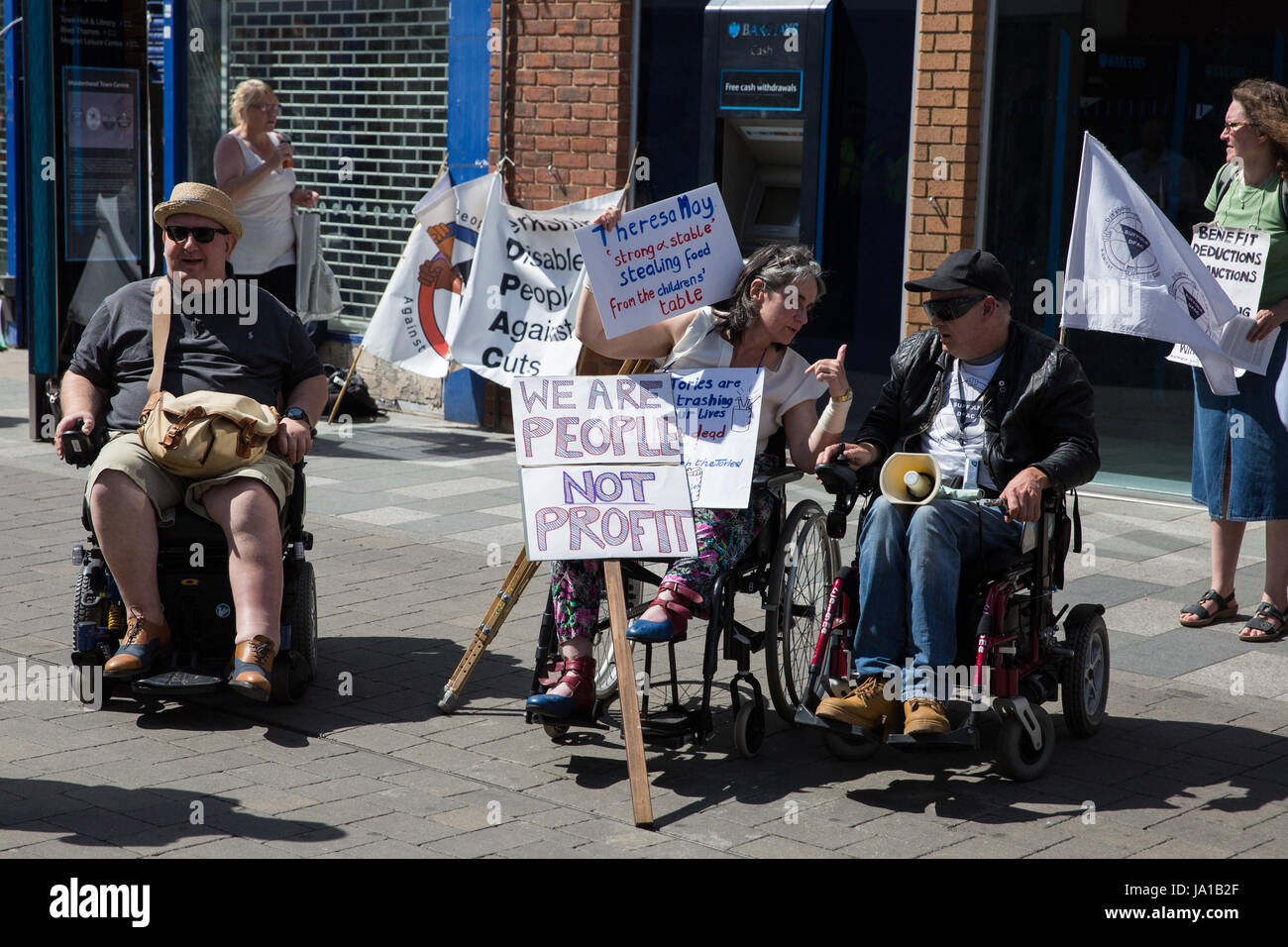 Maidenhead, UK. 3rd June, 2017. Activists from DPAC (Disabled People ...