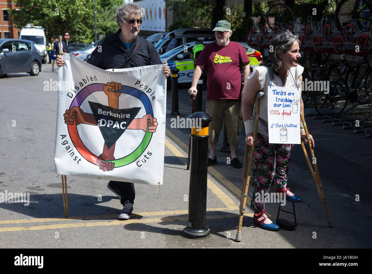 Maidenhead, UK. 3rd June, 2017. Activists from DPAC (Disabled People ...