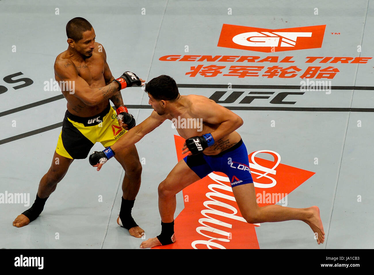 Johnny lopez hi-res stock photography and images - Alamy