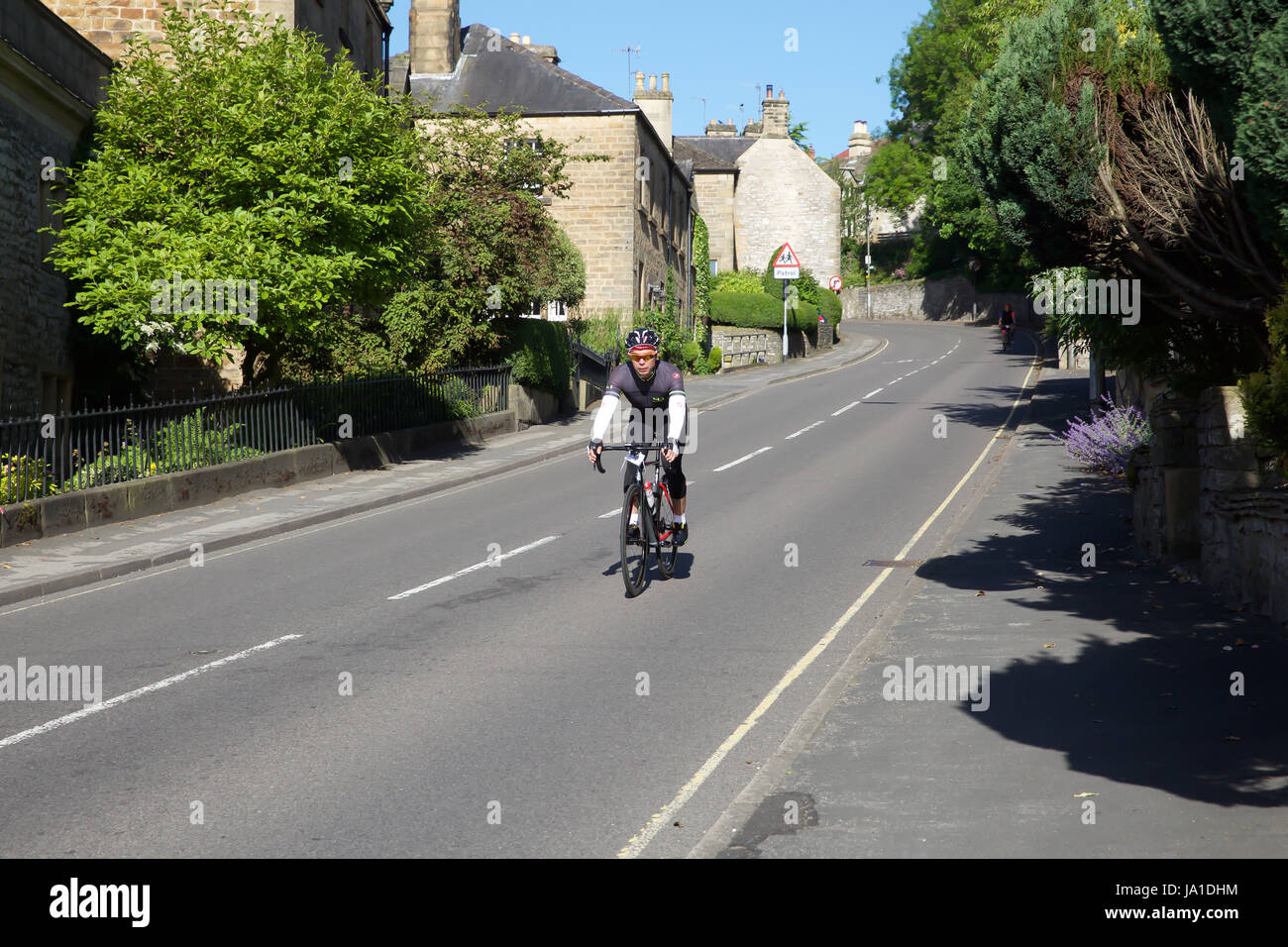 Bakewell, UK. 4th June, 2017. Glorious Blue skies over Bakewell in ...