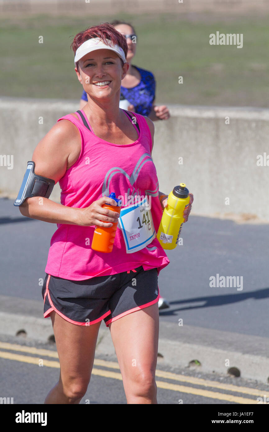 Cancer research race for life men hi-res stock photography and images ...