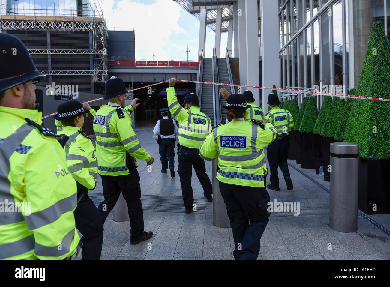 London, UK. 4th June, 2017. Police cordons near The Shard continue to ...