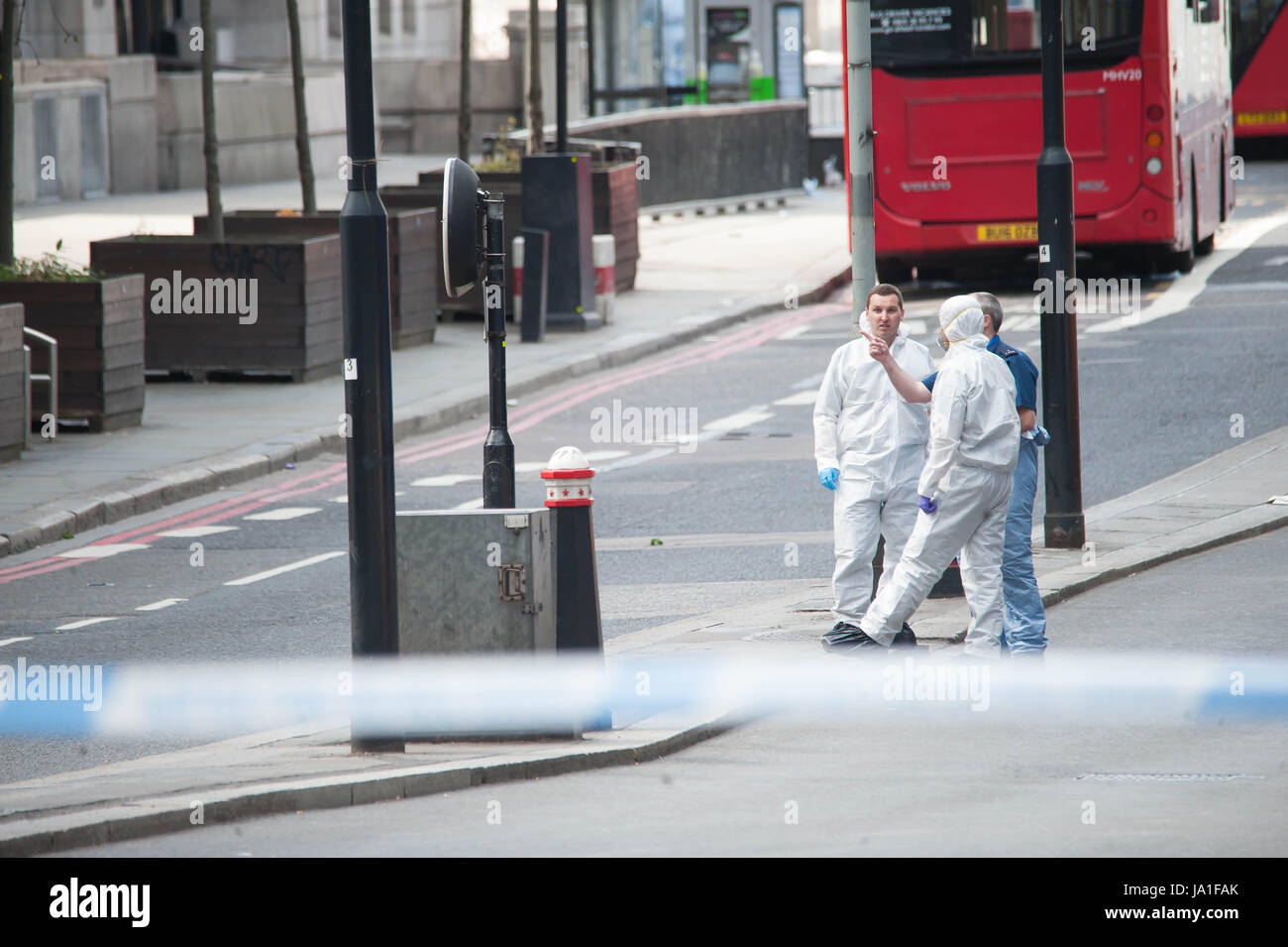 London England. 4th June 2017. Police forensic officers work on London ...