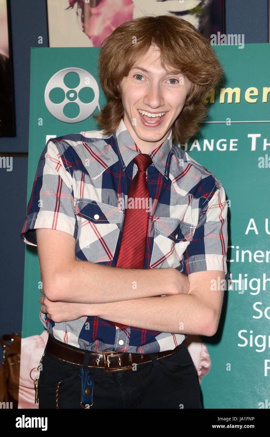 James bridges hi-res stock photography and images - Alamy