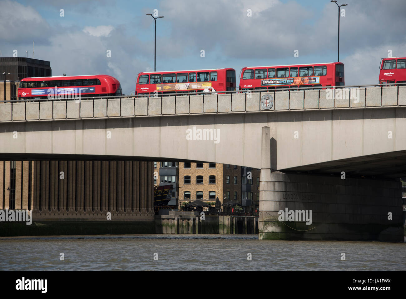 Aftermath of London Bridge and Borough Market terrorist attack, Buses ...
