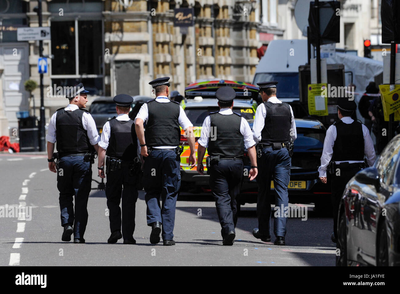 London bridge attack weapon hi-res stock photography and images - Alamy