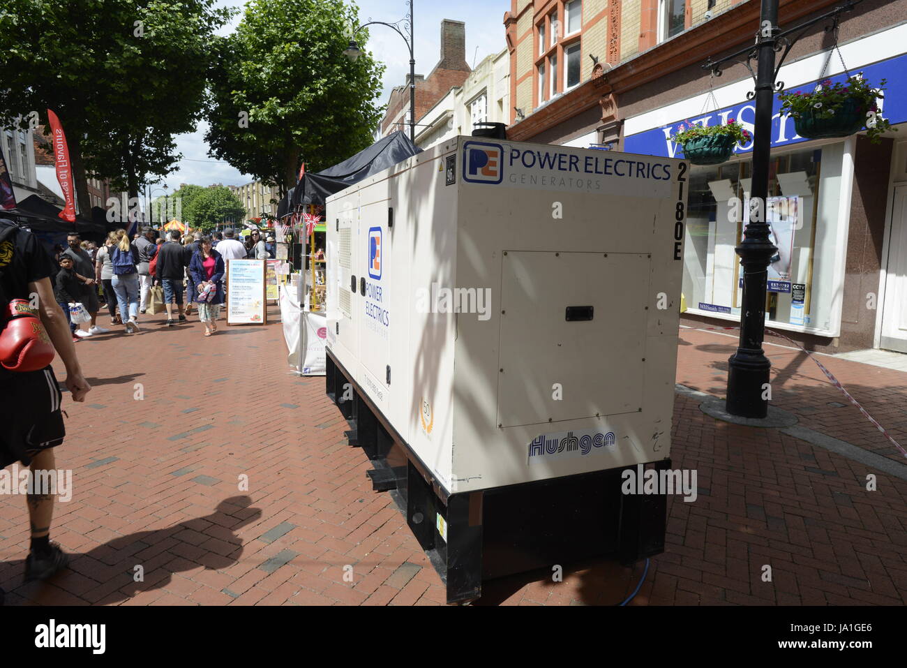 Reading, Berkshire, UK. 04th June, 2017. The popular street food ...