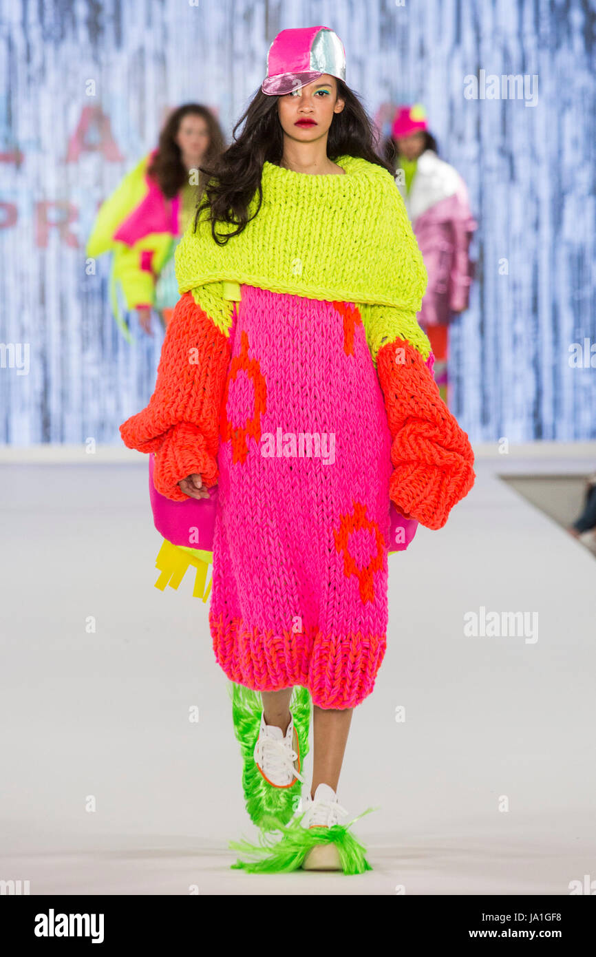 Laura pritchard hi-res stock photography and images - Alamy