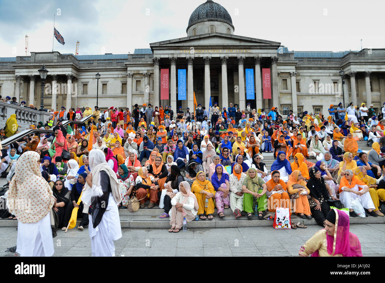 Trafalgar Square, London, UK. 4th June, 2017. Sikh people remember the ...