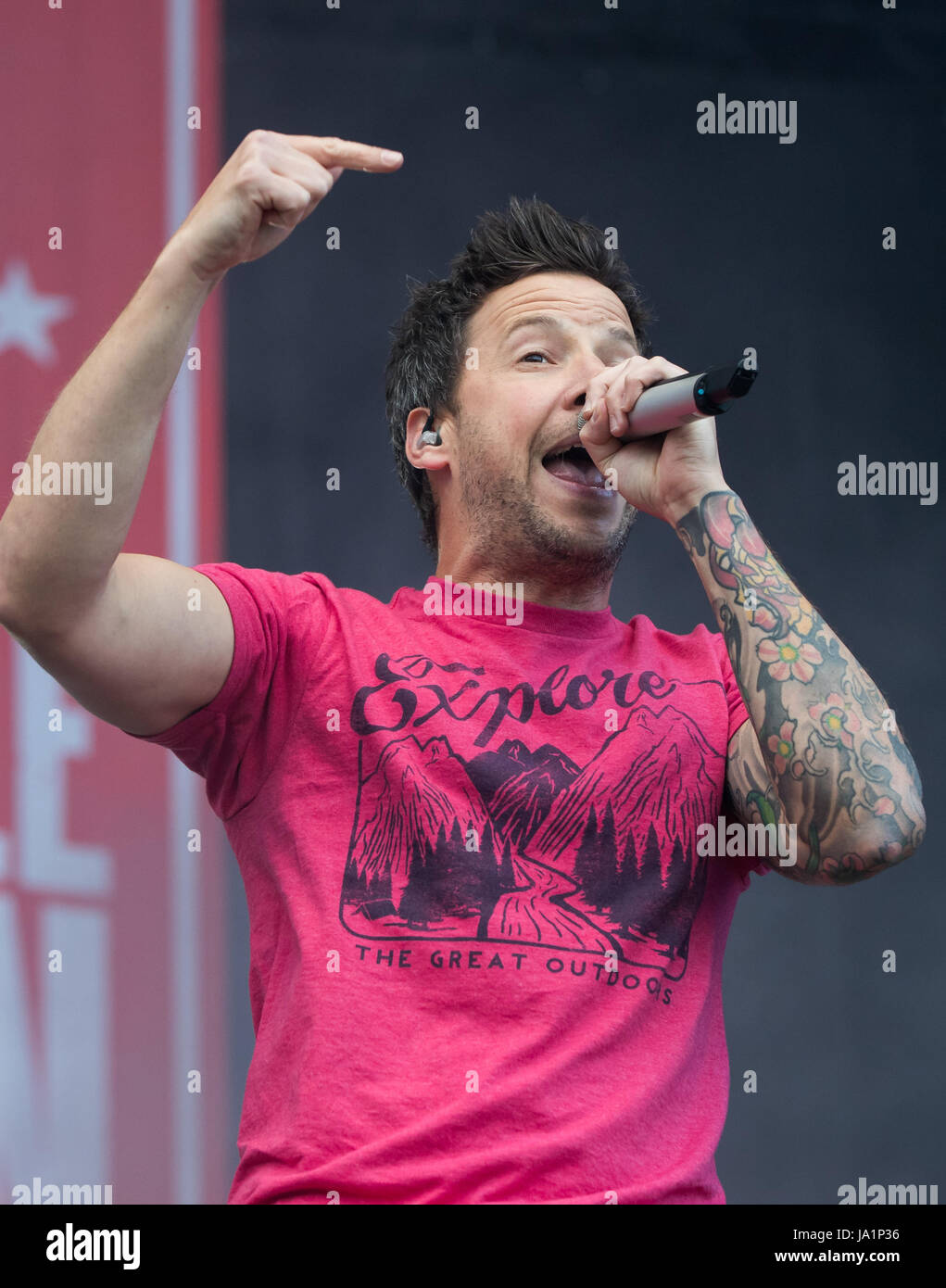 Pierre bouvier singer hi-res stock photography and images - Alamy