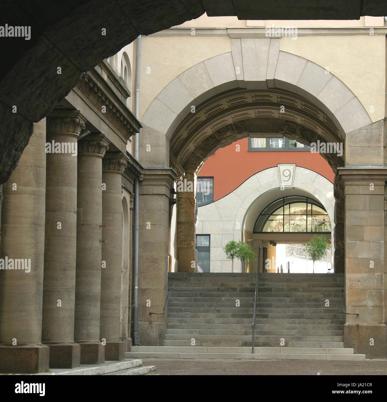 columns style of construction Stock Photo - Alamy