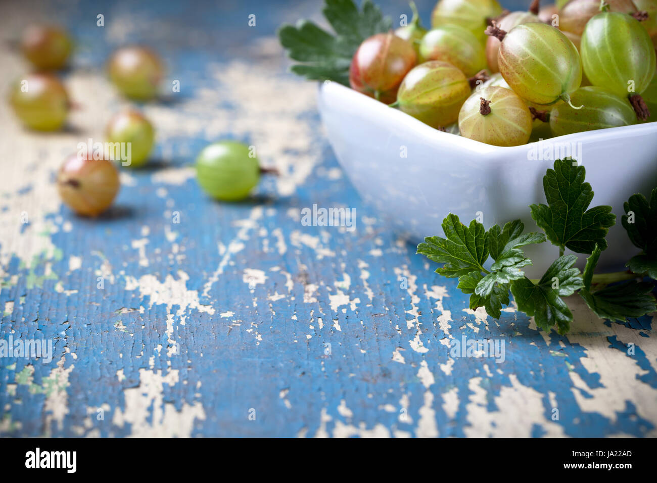 wood, leaves, fruit, berry, gooseberry, lawn, green, backdrop ...