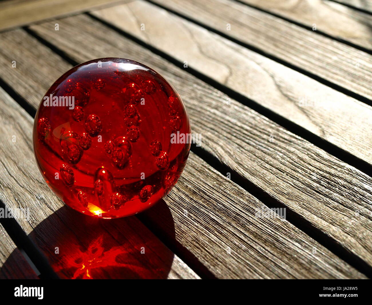 red and around Stock Photo - Alamy