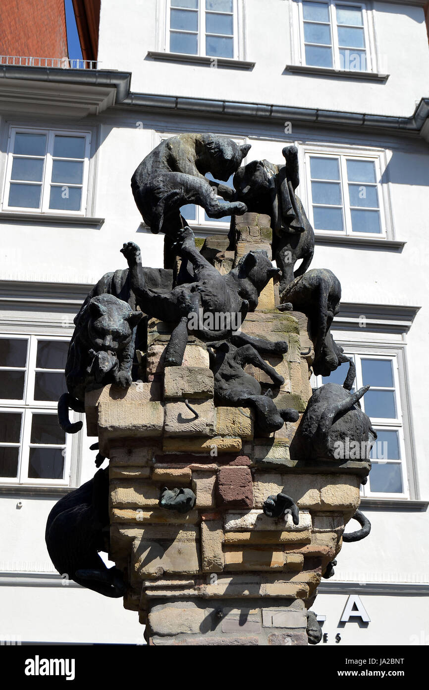 monument, cats, brunswick, monument, cats, pillar, limestone, brunswick ...