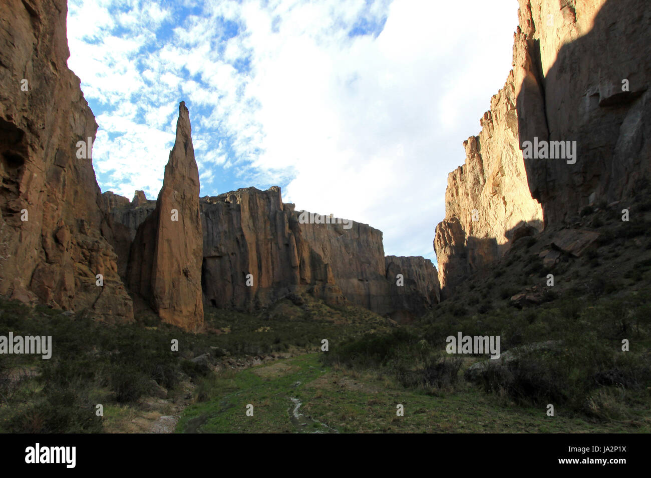 Buitrera Canyon, a climbing paradise in the Chubut valley, Patagonia ...