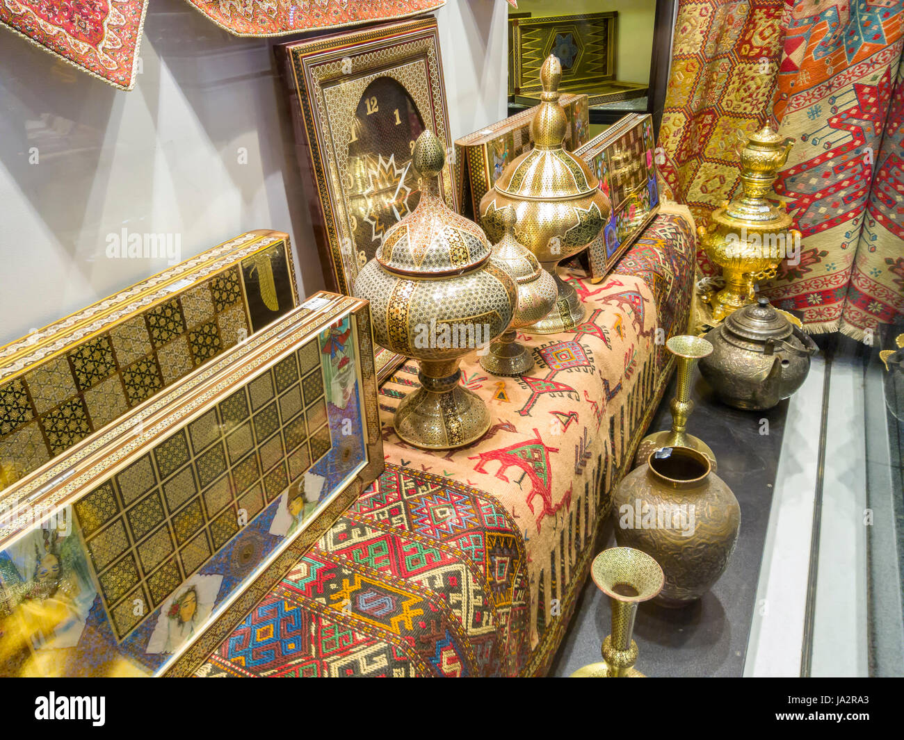 Carpet bazaar tehran hi-res stock photography and images - Alamy