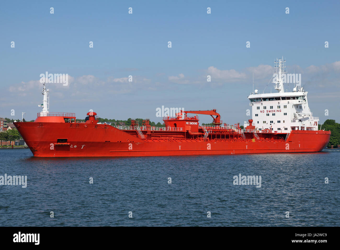 logistics, import, export, tanker, sailing boat, sailboat, rowing boat ...