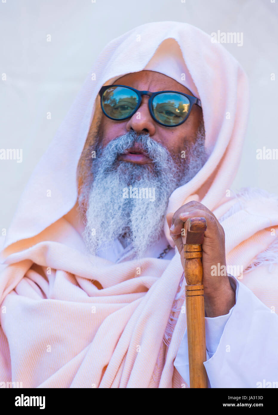 Ethiopian Orthodox pilgrim participates in the Holy fire ceremony at ...