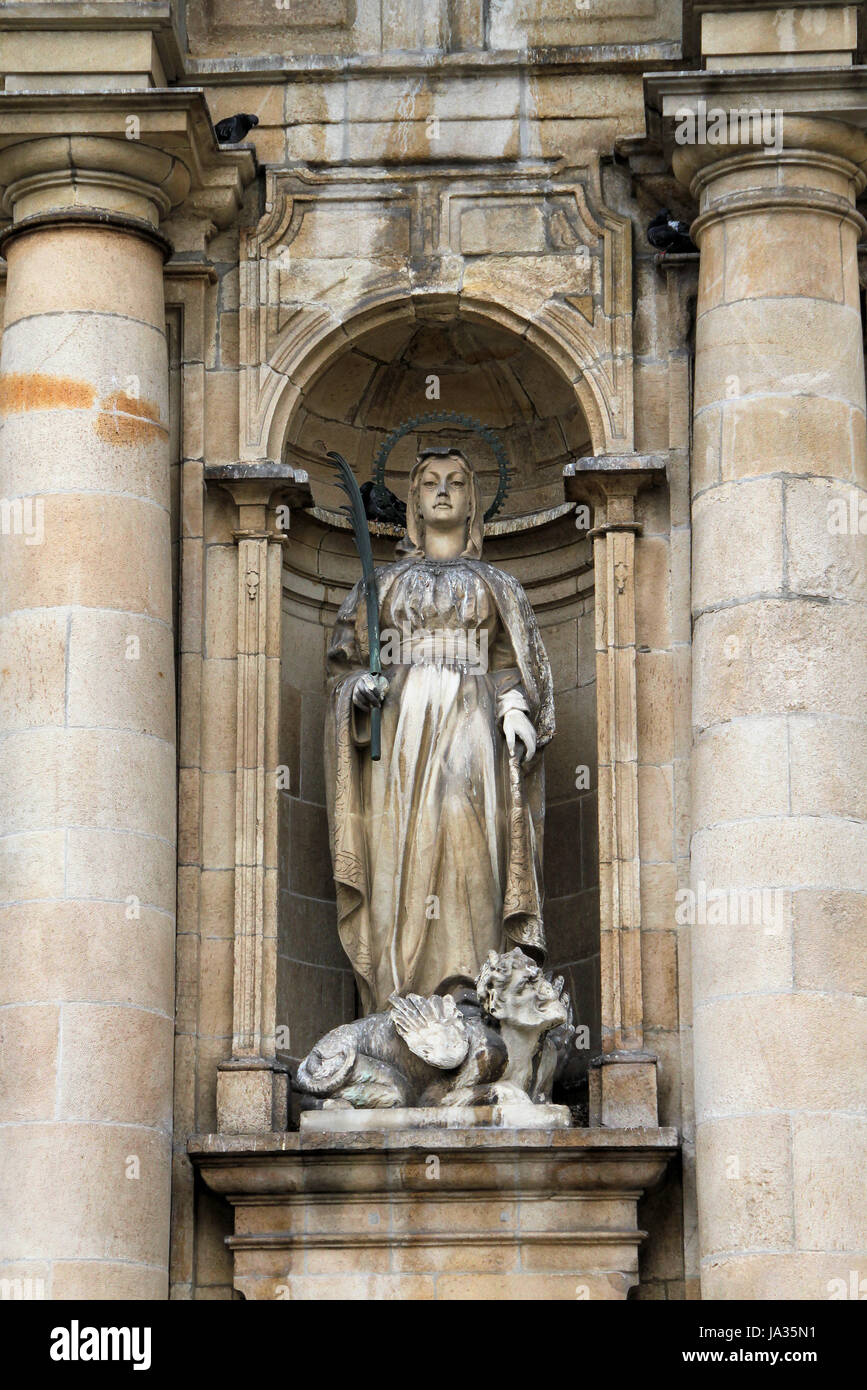 Baroque woman historical hi-res stock photography and images - Alamy
