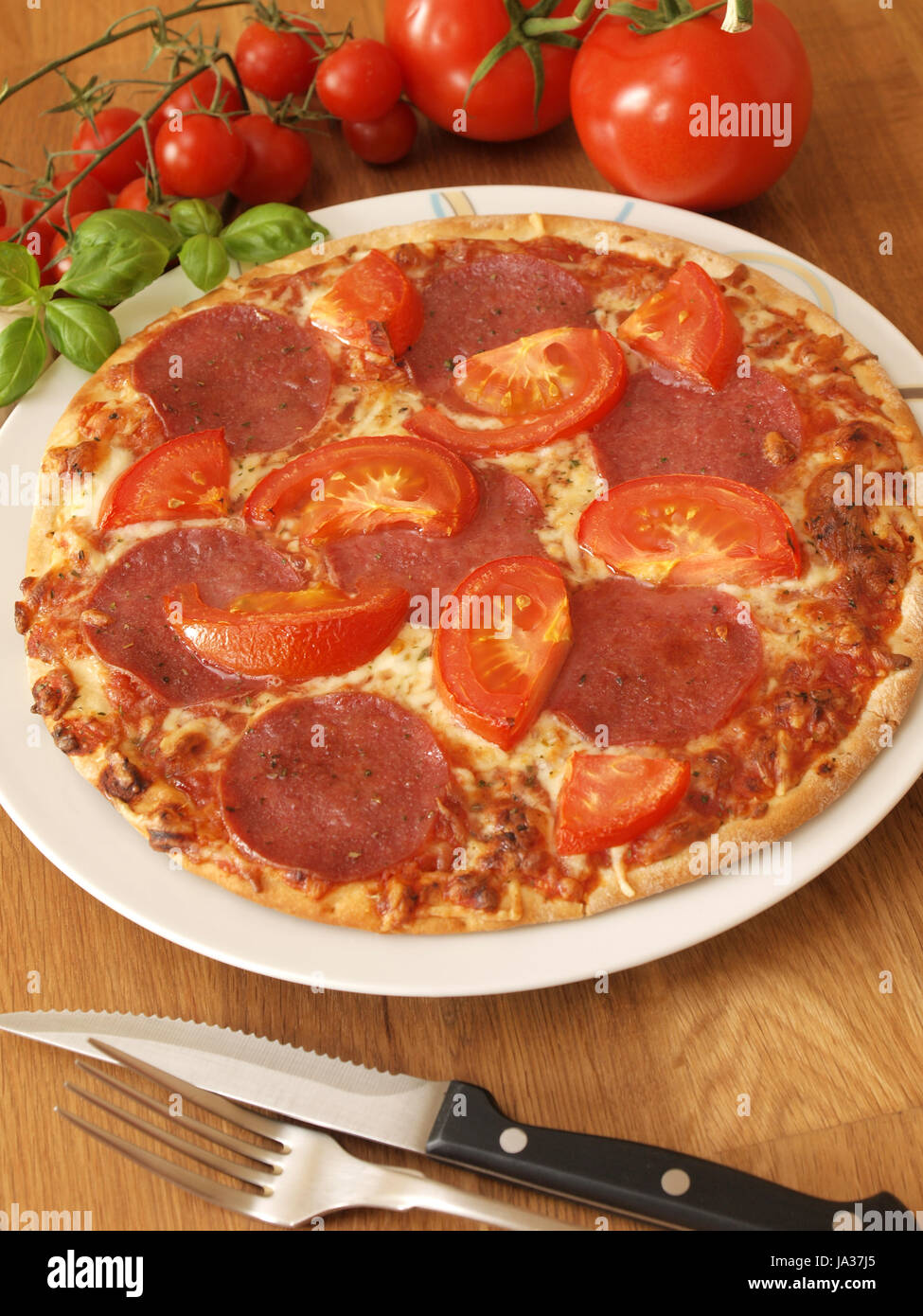 food, aliment, pizza, tomatoes, tomatos, salami, vegetables, eating ...