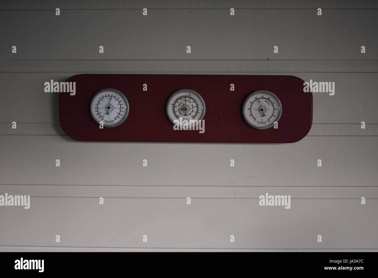thermometer, barometer and hygrometer Stock Photo - Alamy