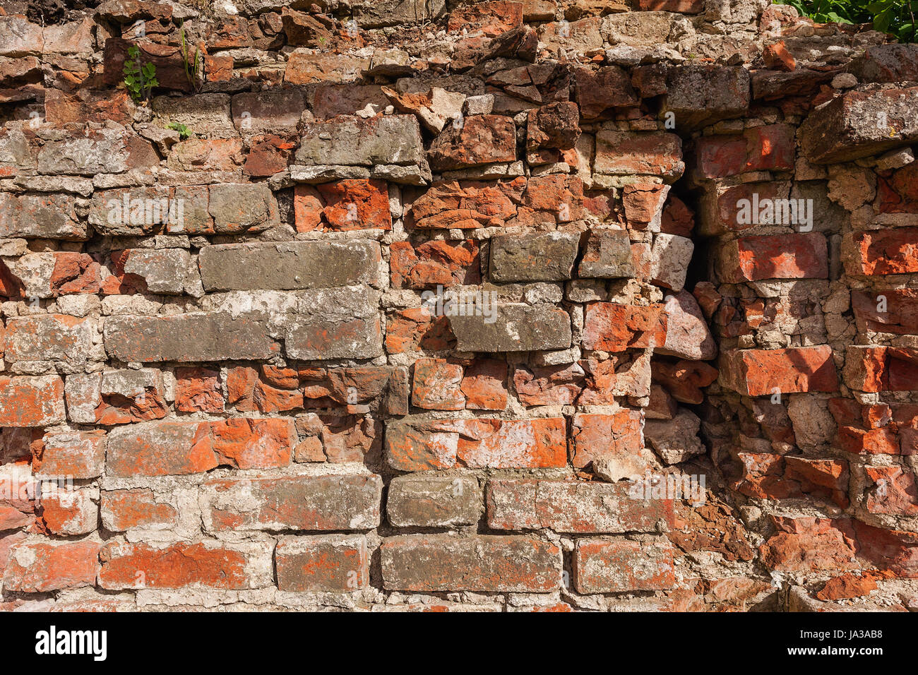 Bricks from ruined house hi-res stock photography and images - Alamy