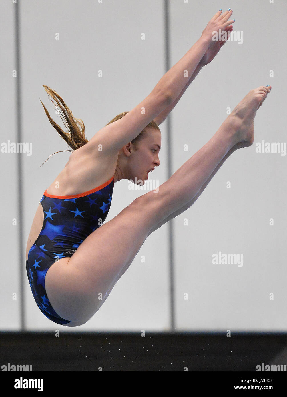 Emily martin competing hi-res stock photography and images - Alamy