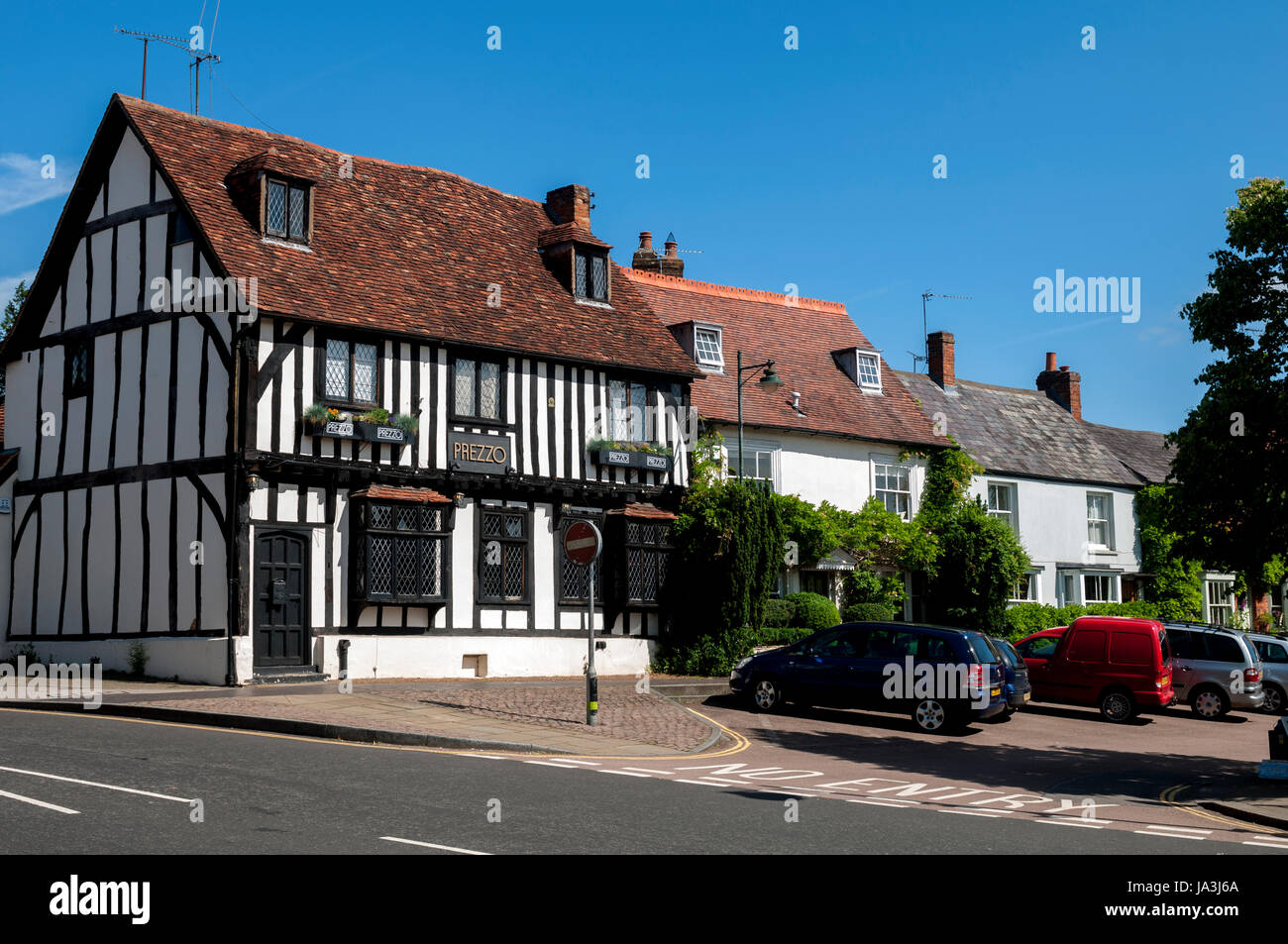 Prezzo restaurant, High Street, Buckingham, Buckinghamshire, England ...