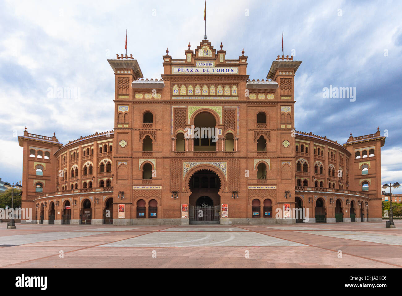 Bull ring madrid view hi-res stock photography and images - Alamy