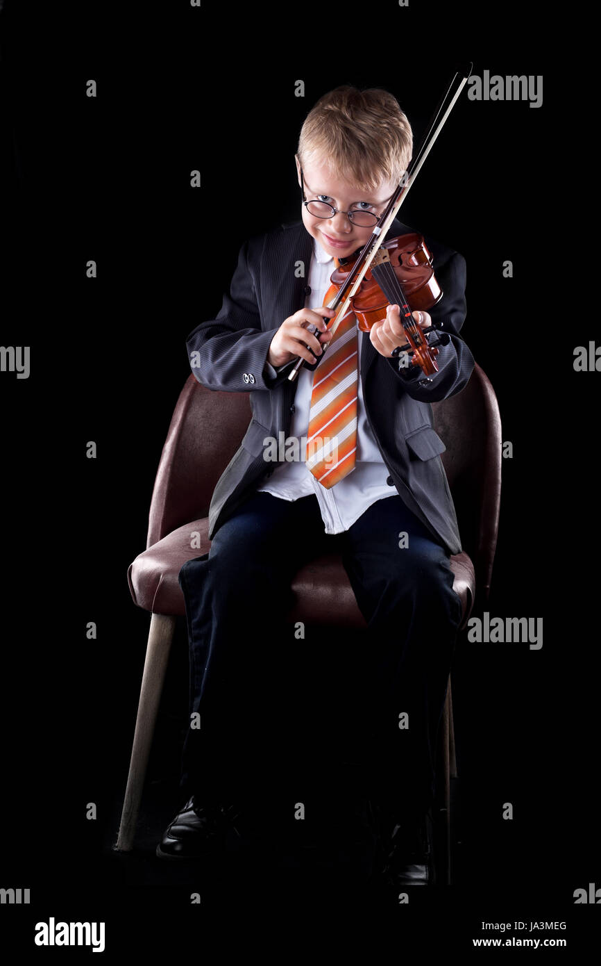 child playing violin Stock Photo - Alamy