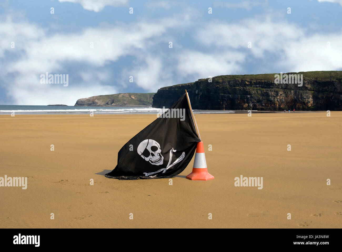 beach, seaside, the beach, seashore, flag, ireland, pirate, atlantic ...