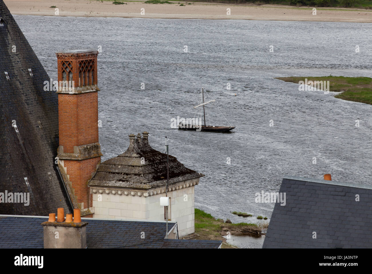 Loire valley fishing boat hi-res stock photography and images - Alamy