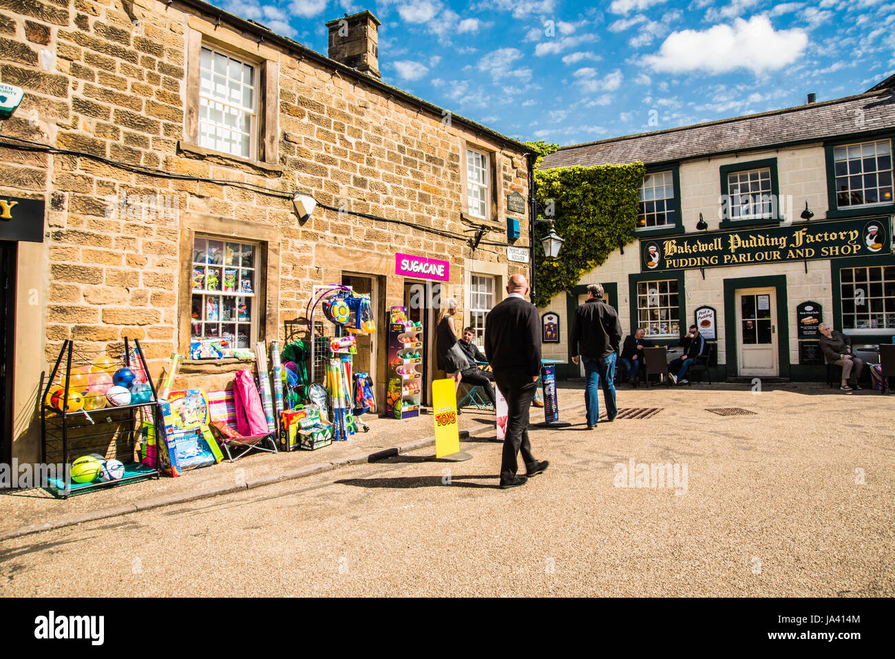Shops in bakewell peak district hi-res stock photography and images - Alamy
