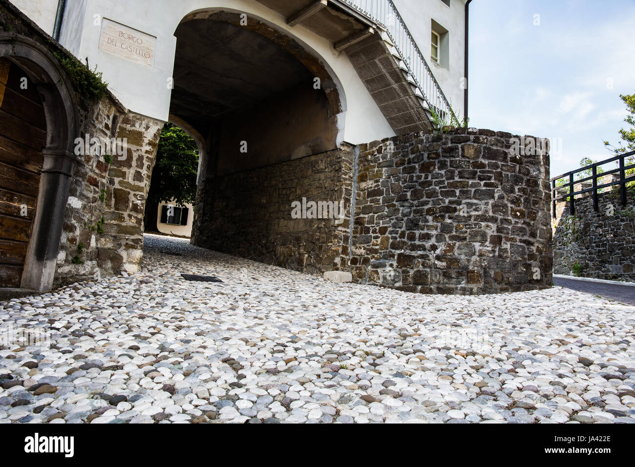 Entrance to the medieval castle Stock Photo - Alamy