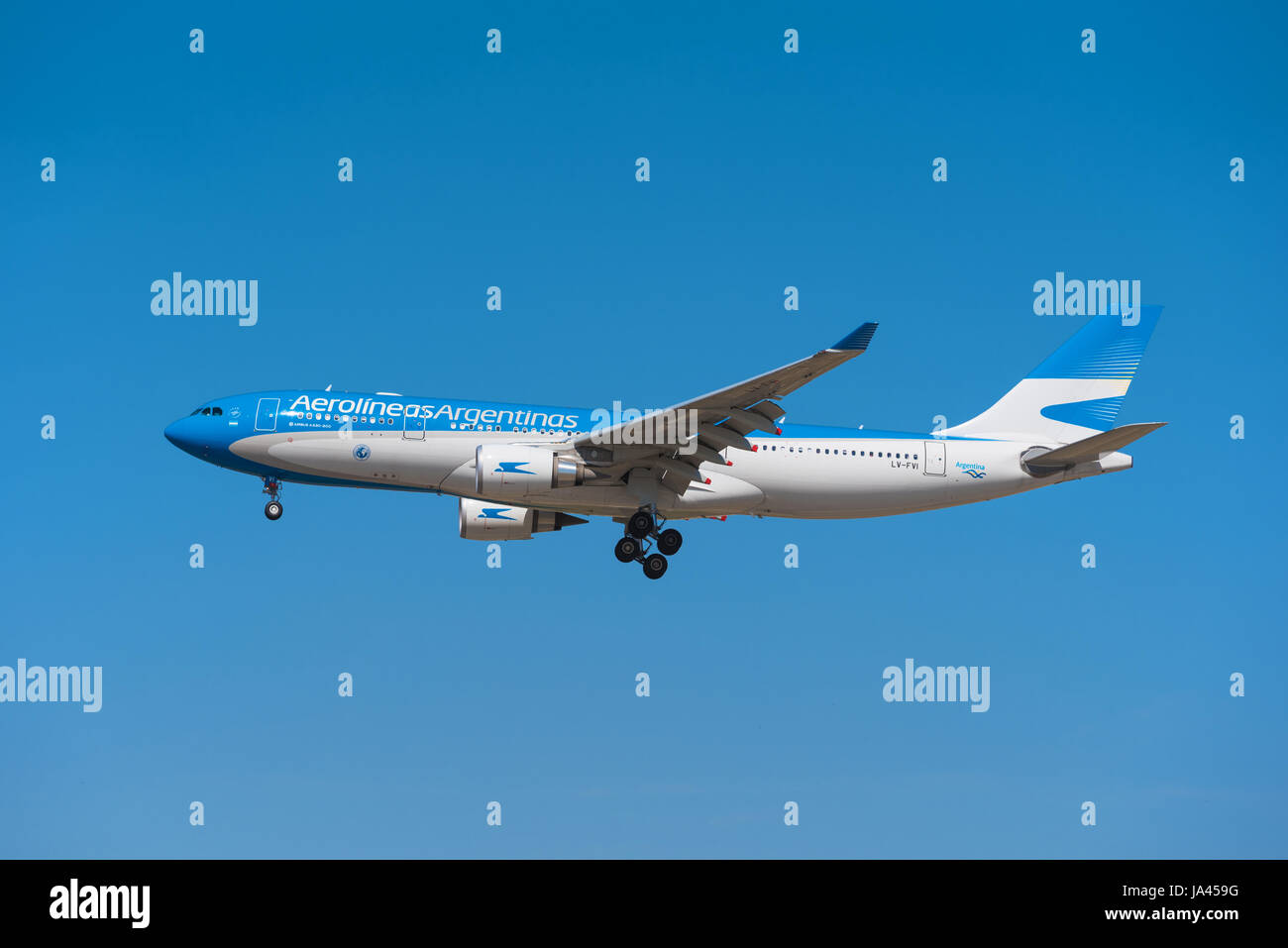 Airbus 330 Cockpit High Resolution Stock Photography and Images - Alamy