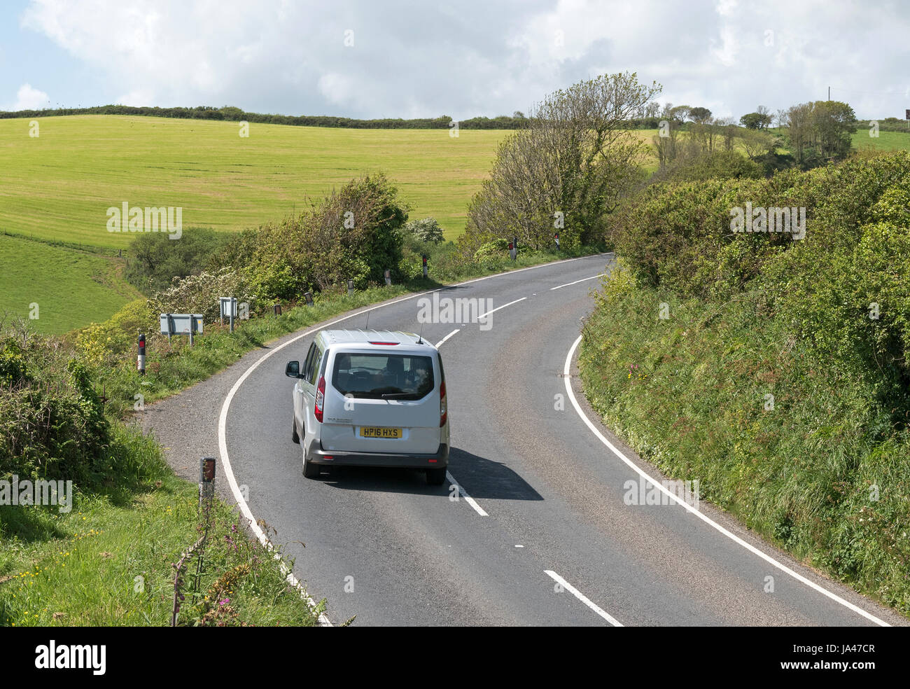 Blind bend hi-res stock photography and images - Alamy
