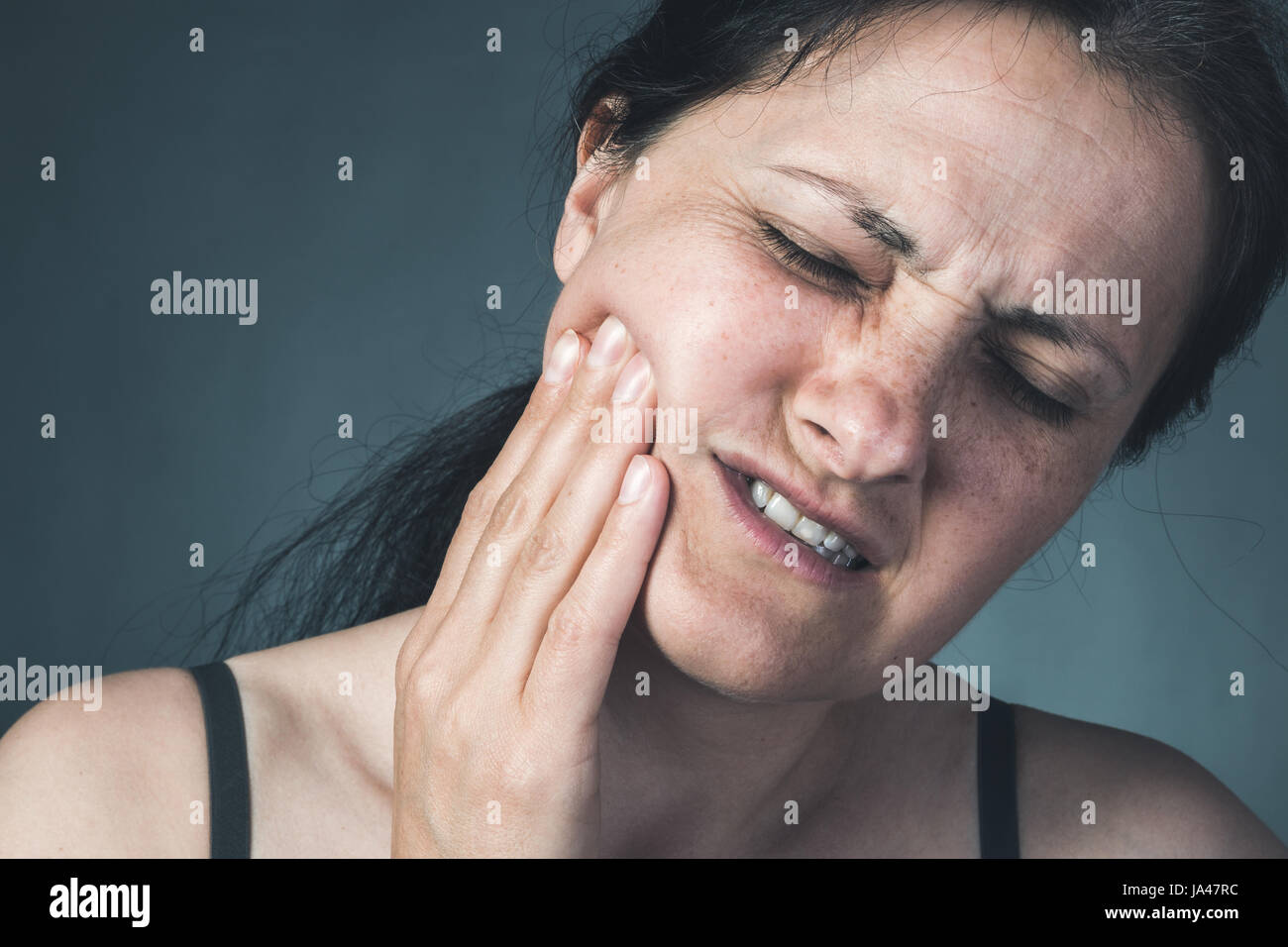 woman having a toothache Stock Photo - Alamy