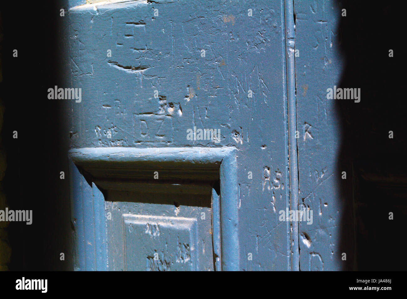 Scratch marks on door hi-res stock photography and images - Alamy