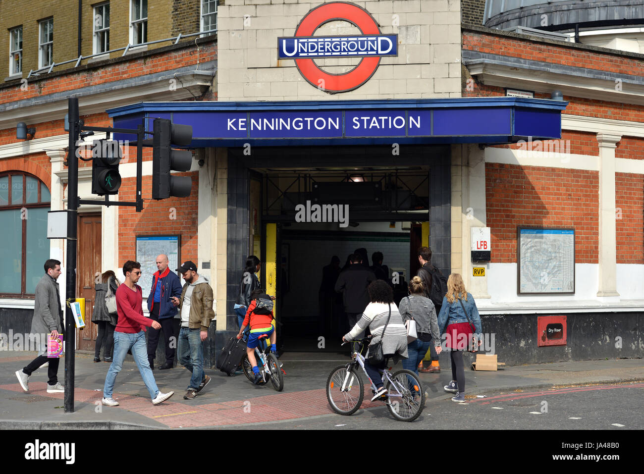 Kennington Station, London Stock Photo - Alamy