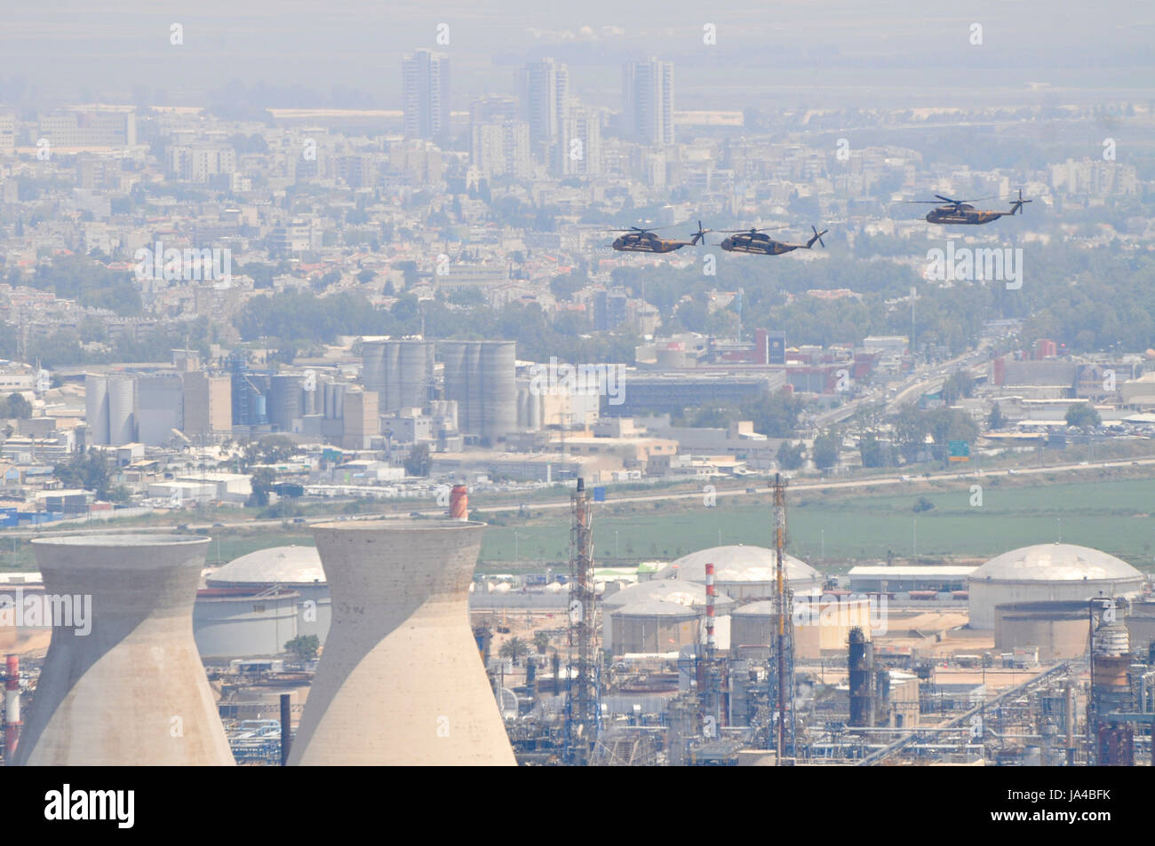 A formation of three Israeli Air force Sikorsky CH-53 helicopters in ...