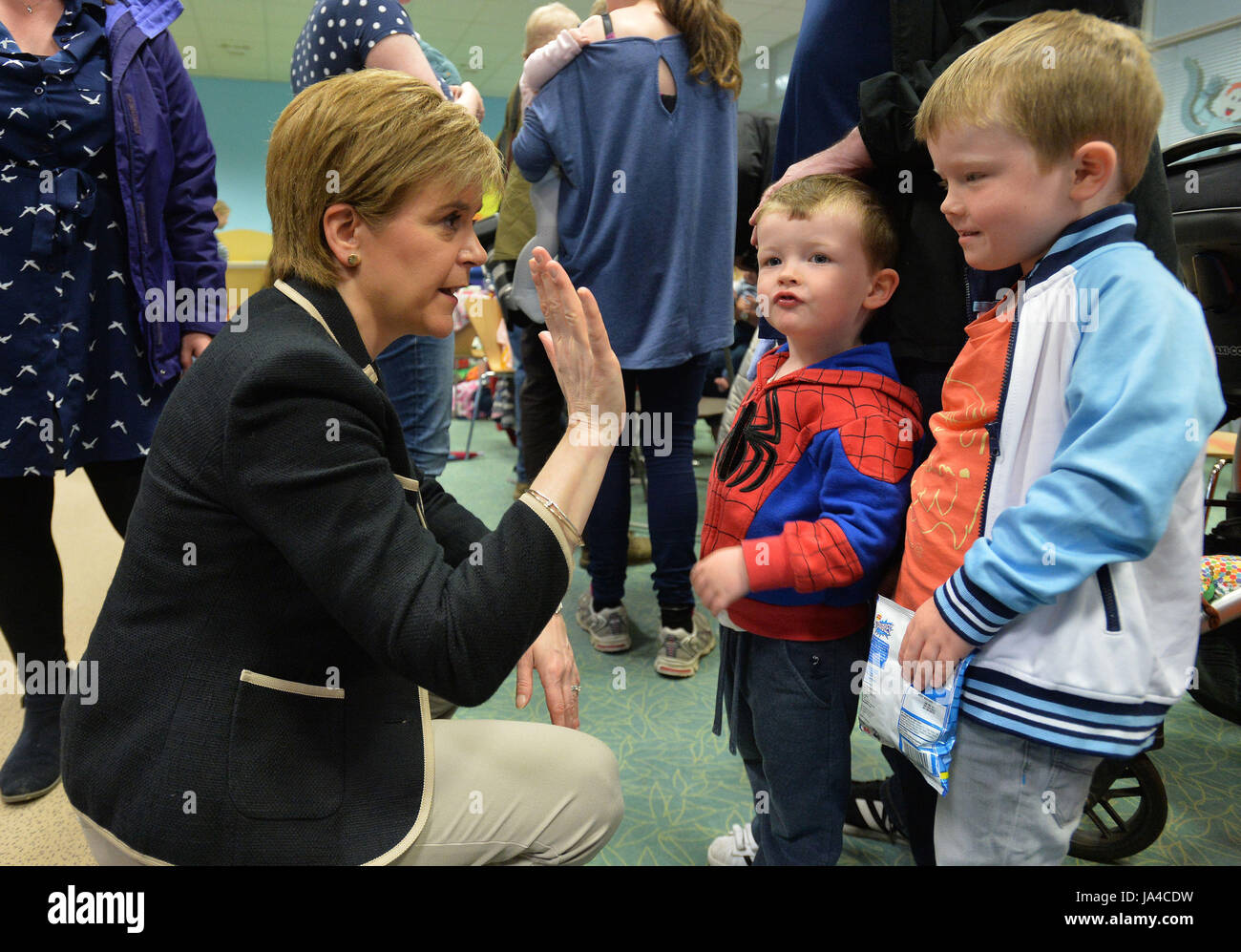First Minister Nicola Sturgeon meeting toddlers at Bishopbriggs ...