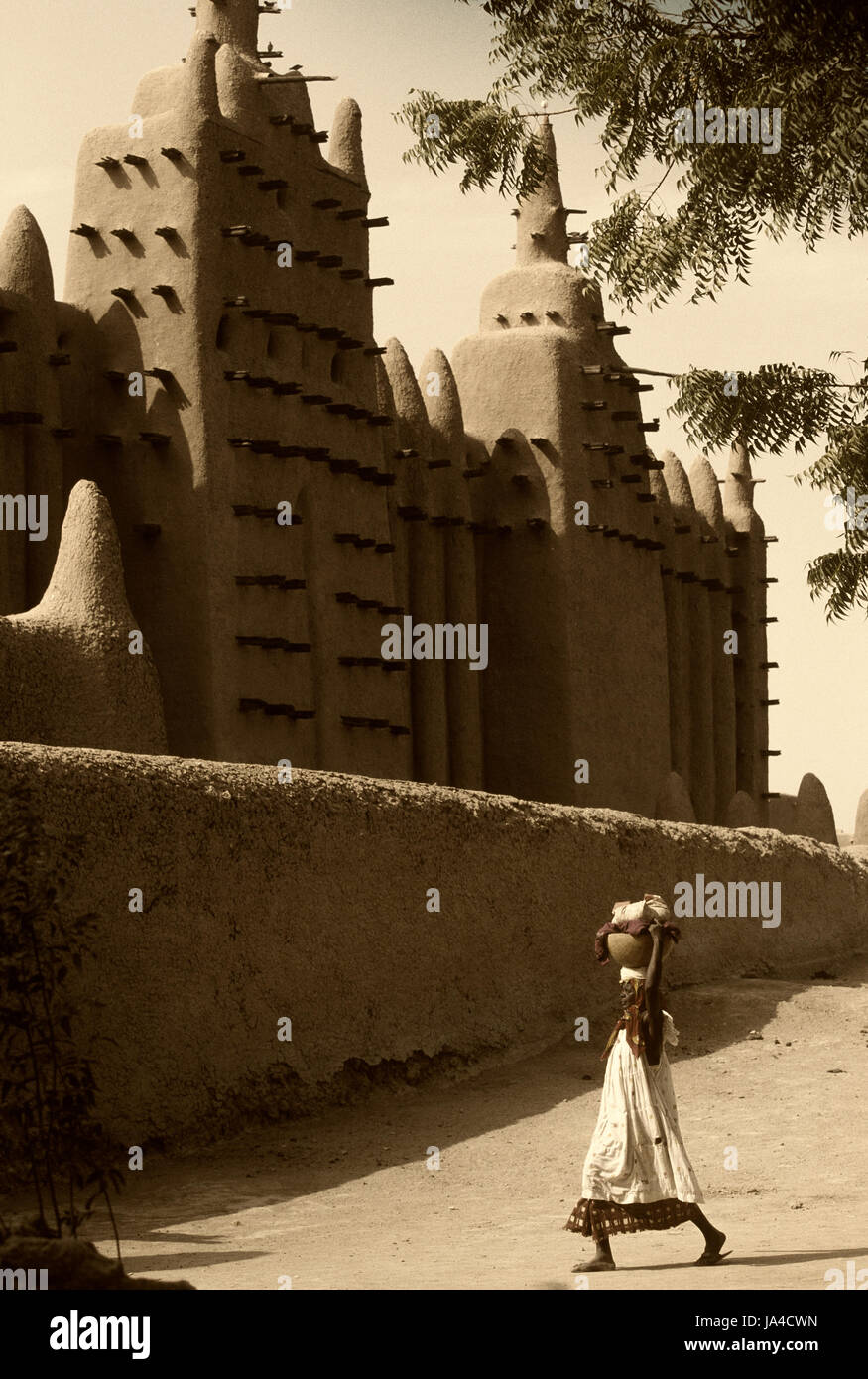 Mali, Djenne - January 25, 1992: impressive mosques built entirely of ...