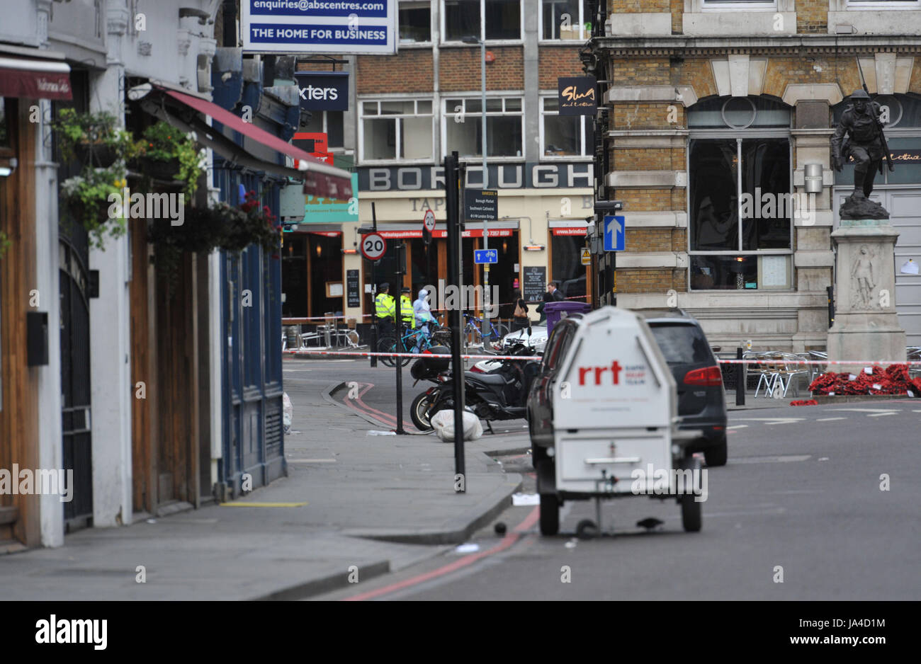 Police and forensic officers outside Borough Market following Saturday ...