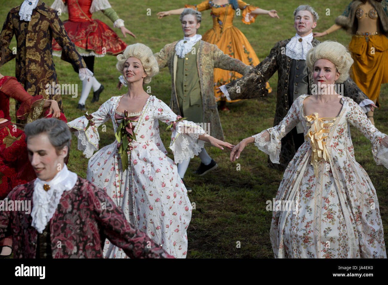 Reconstruction of the imperial ball of the mid-18th century under the ...
