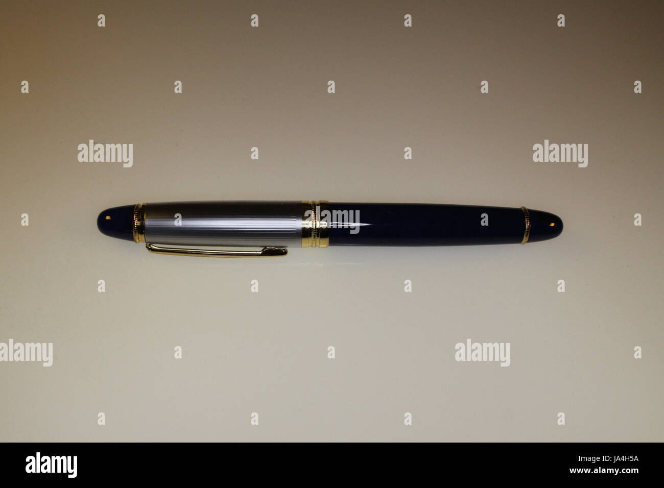 Writing utensil hi-res stock photography and images - Alamy