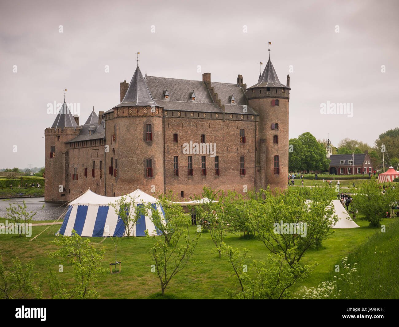 stronghold, holland, netherlands, fortress, medieval, castle, chateau ...