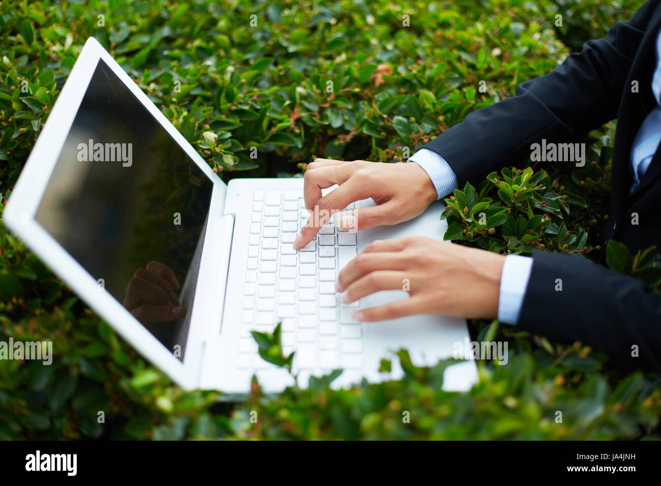 woman, humans, human beings, people, folk, persons, human, human being ...