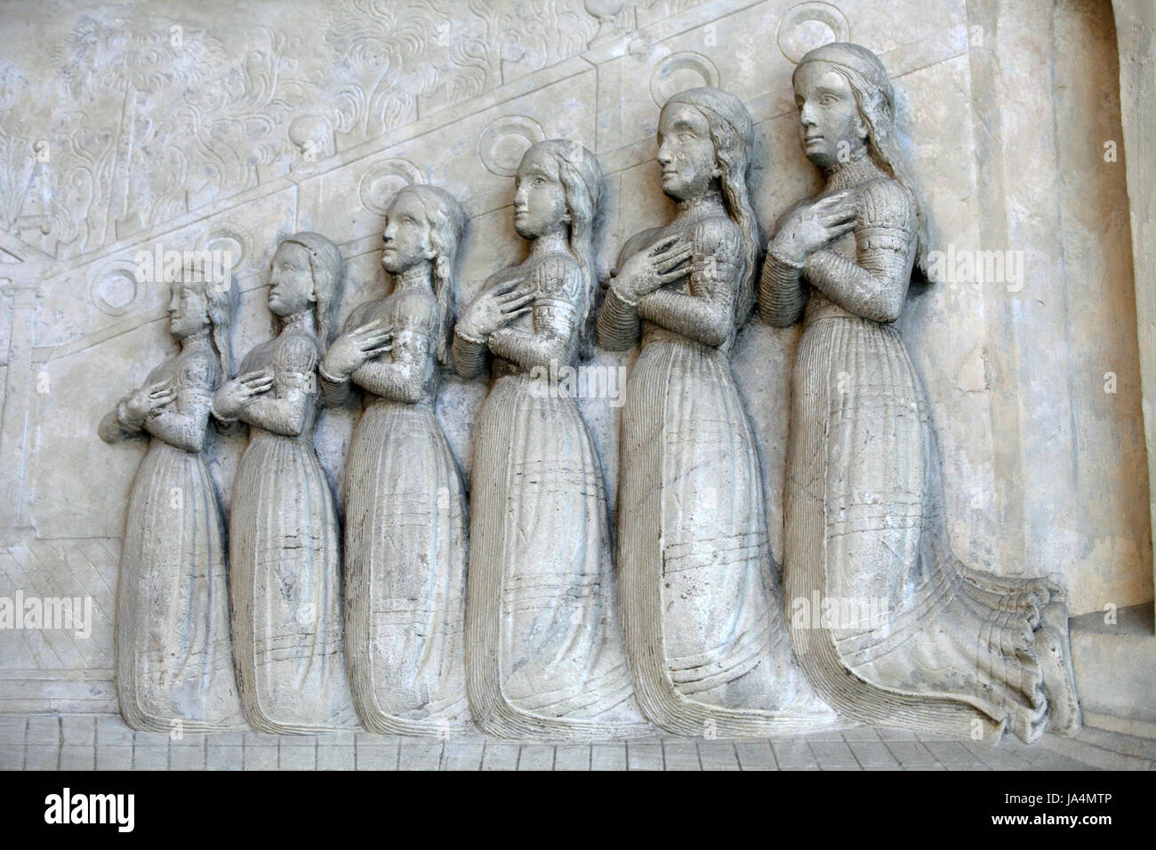 Gothic relief hi-res stock photography and images - Alamy