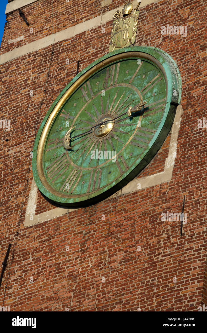 hill, castle, krakow, royal, chateau, tower, church, clock, wall, brick ...