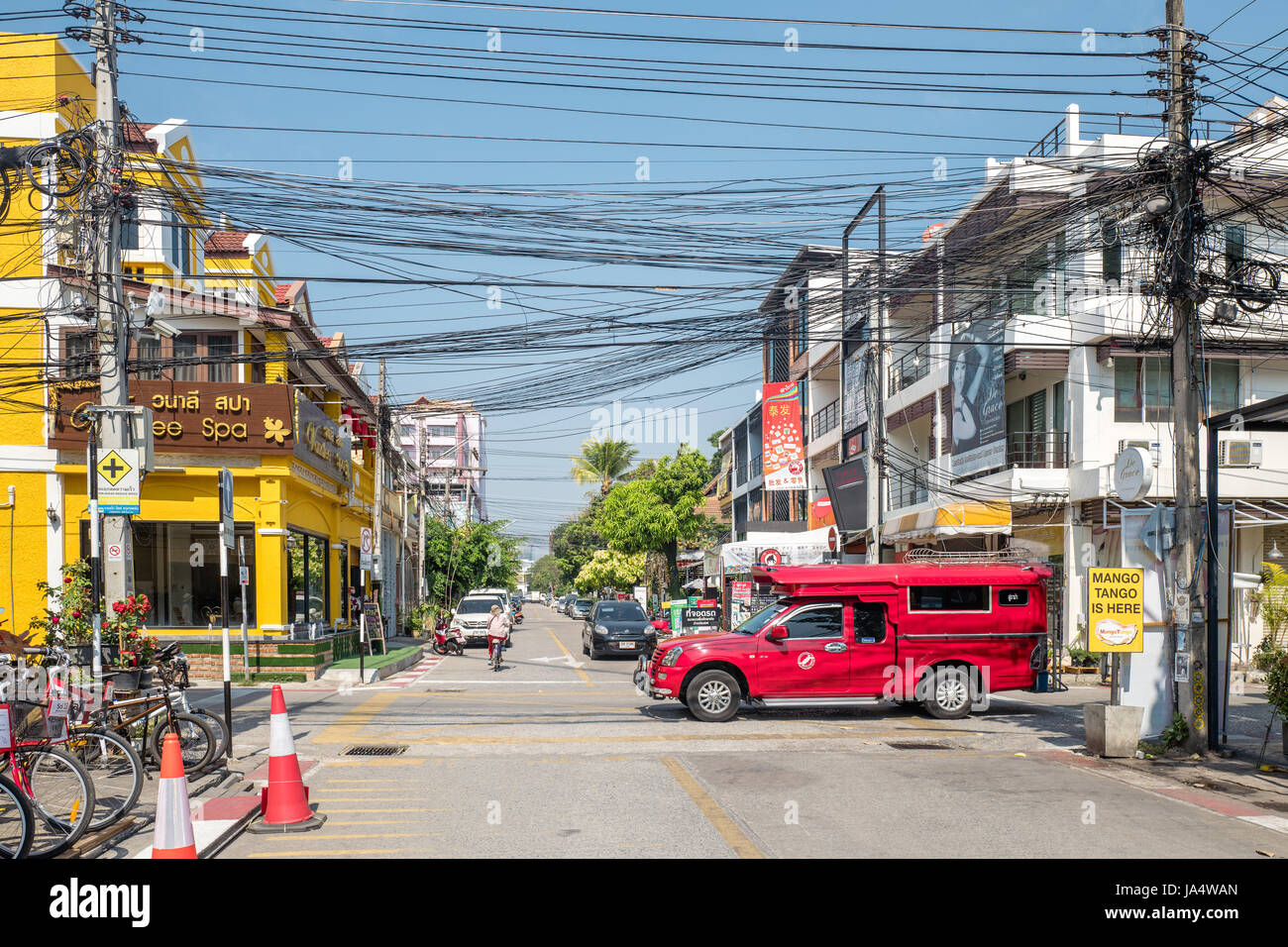 Songthaew hi-res stock photography and images - Alamy
